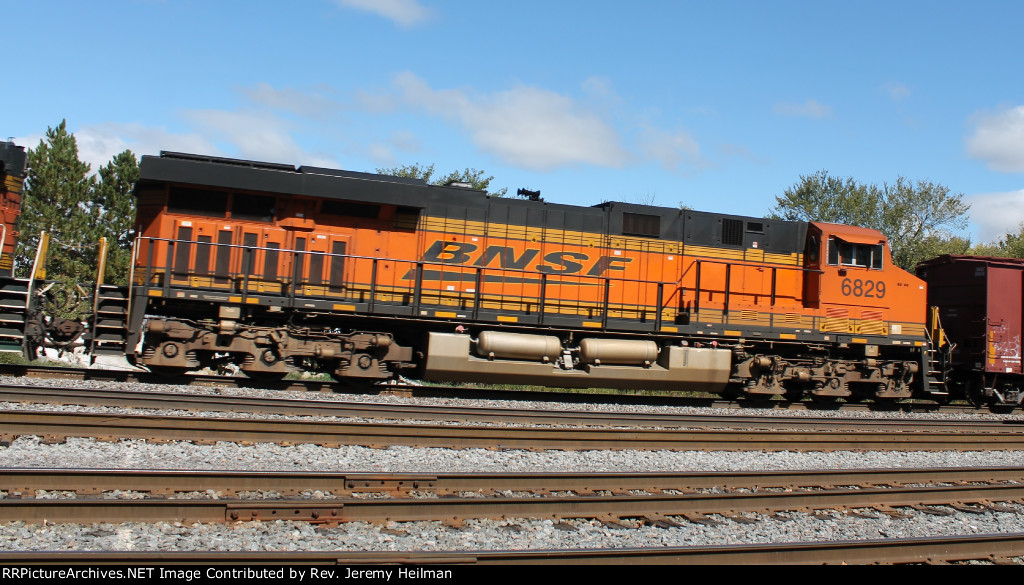 BNSF 6829 (1)